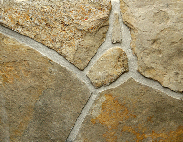 How to Build a Stunning Flagstone Wall in 7 Easy Steps